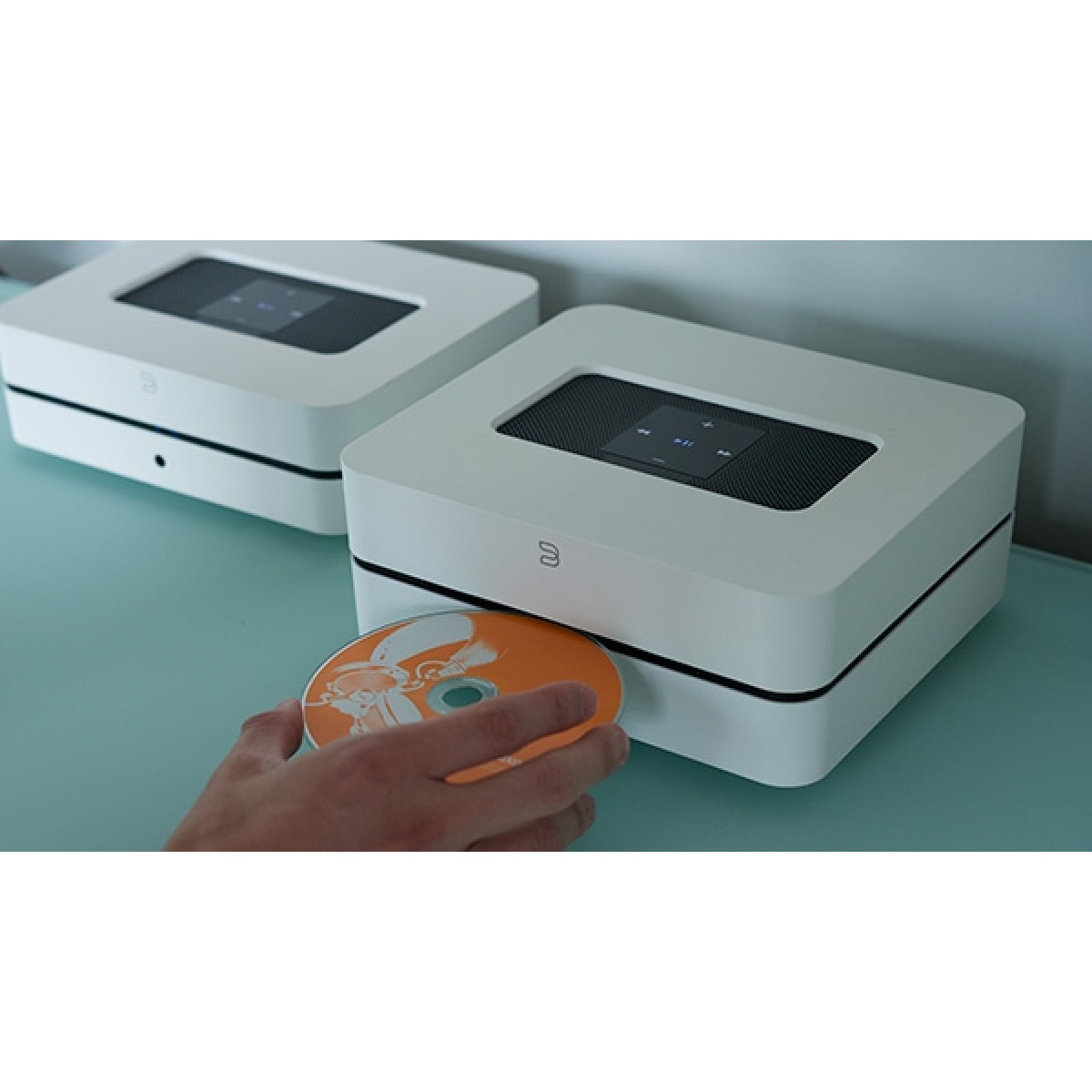 Bluesound Vault 2i streamers et serveurs réseau chez E&M à Paris