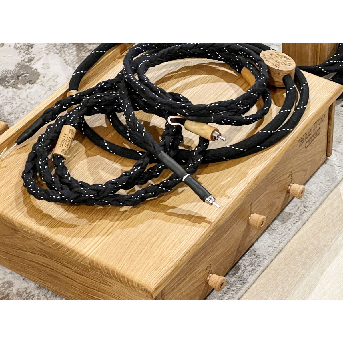 Entreq Tellus II Infinity Ground Box ground boxes chez E&M à Paris