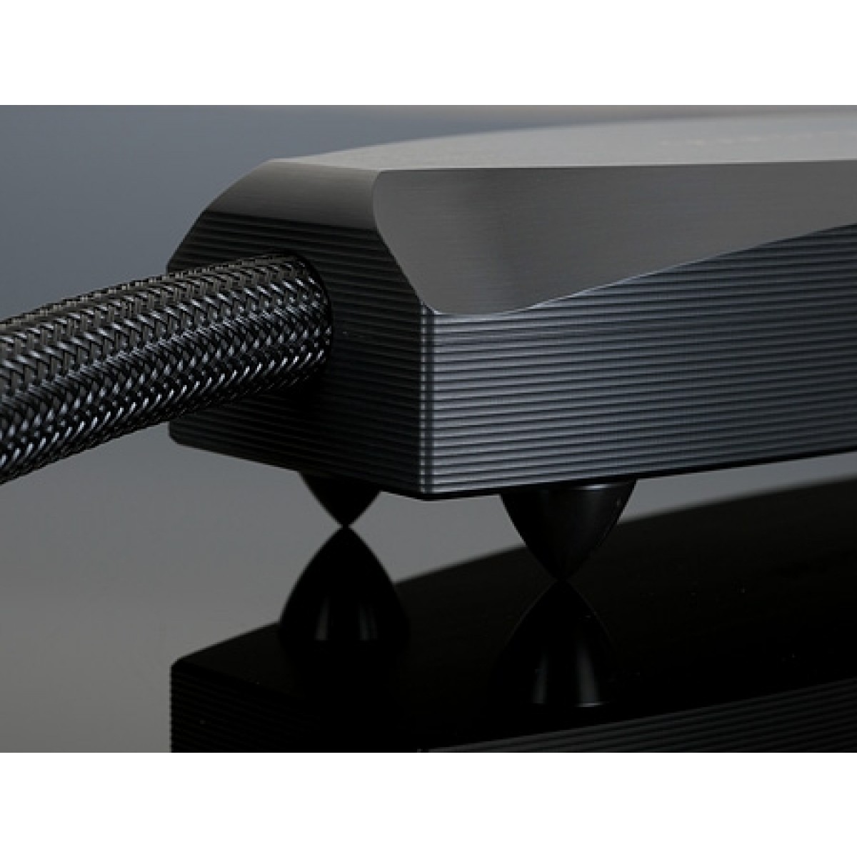 Transparent Ultra Speaker Cable câbles hp et straps chez E&M à Paris